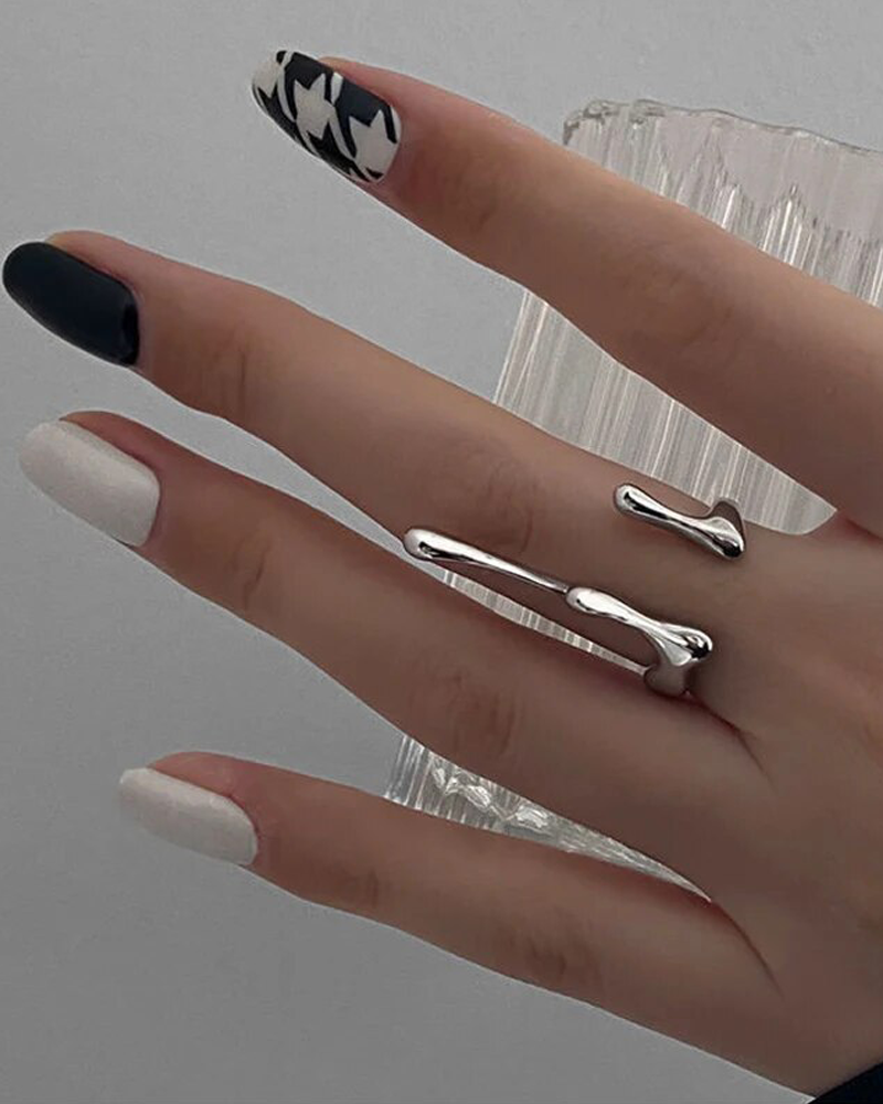 Liquid Metal Ring | Y2K Wave